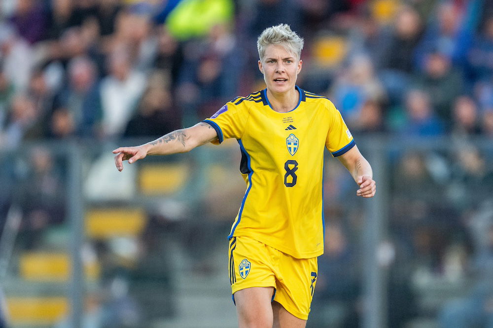 Lina Hurtig partner, fru, barn, familj & nuvarande lag 2025!